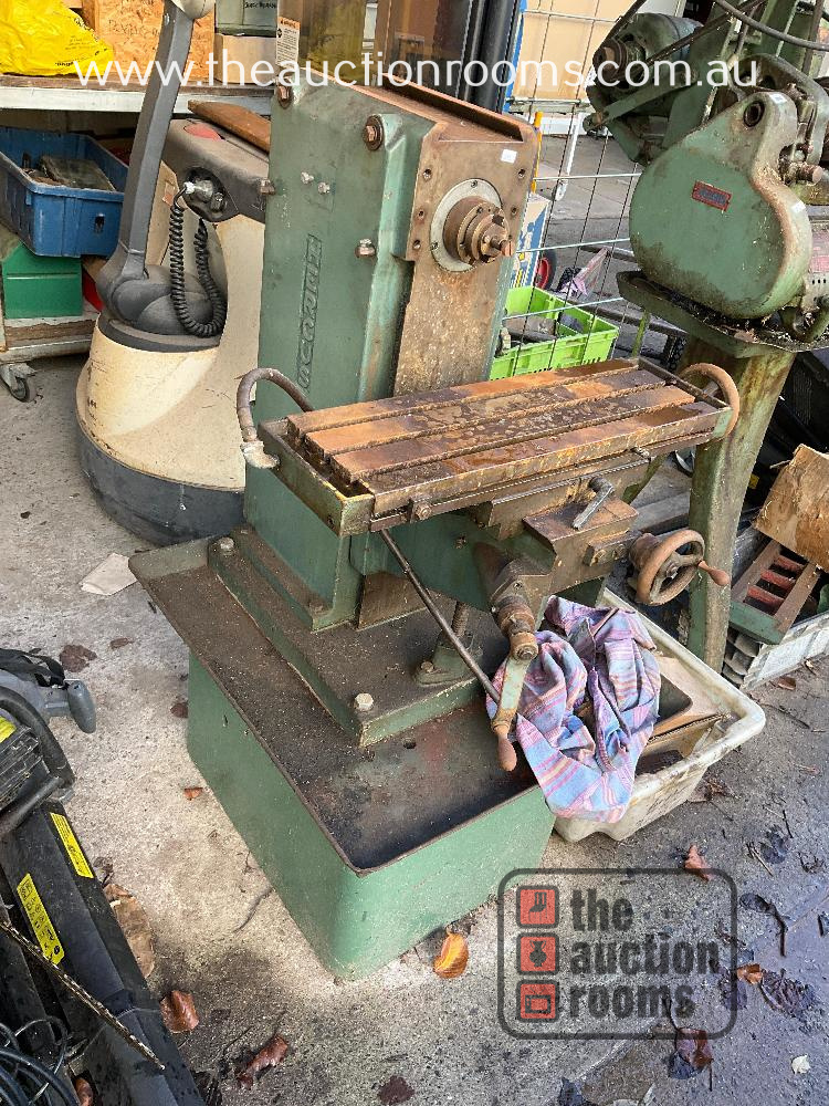 Hercus Milling Machine (SELF LOAD ONLY)