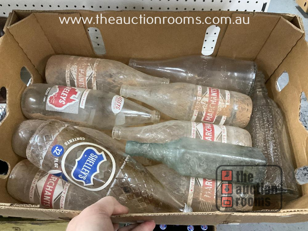 Vintage fl oz Pyro Label & Embossed Bottles